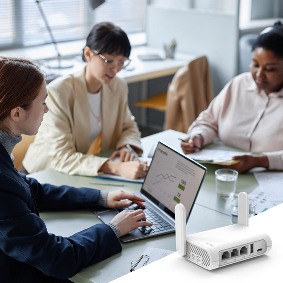 Opal (GL-SFT1200) Wireless Travel Router — GL.iNet EU